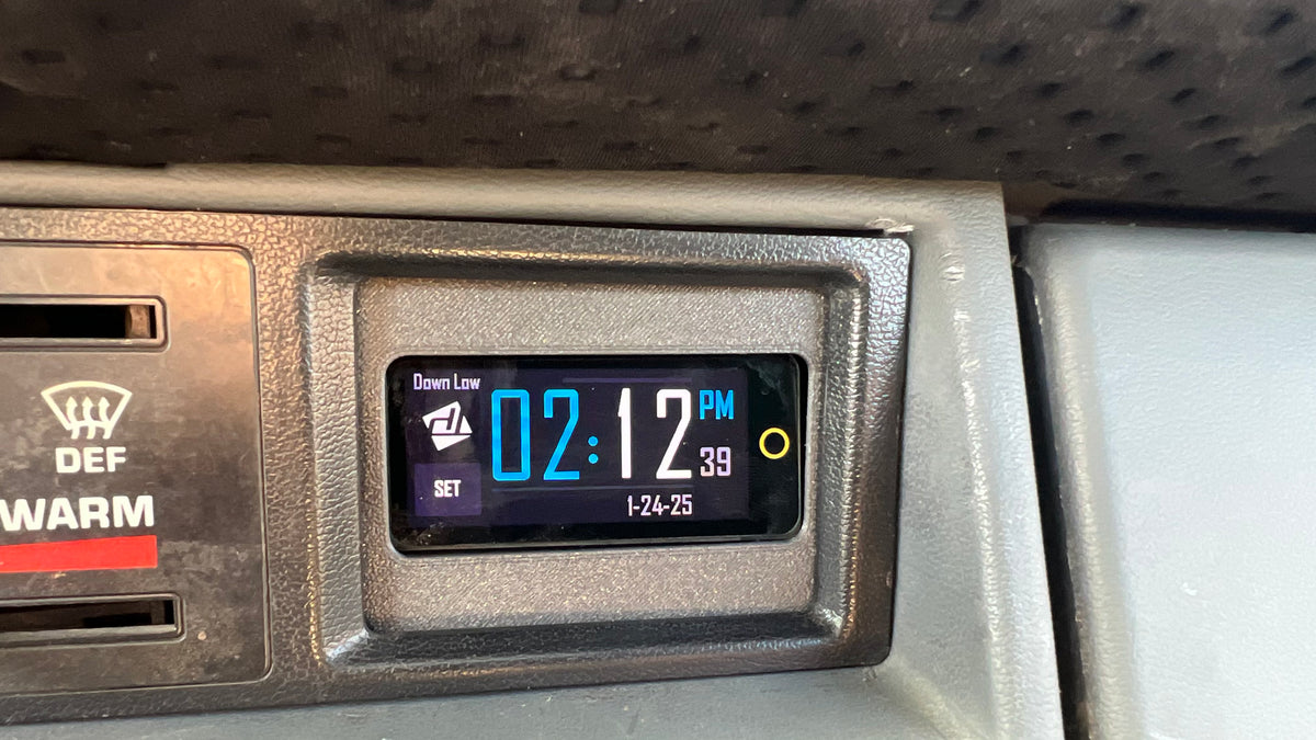 1st Gen 4Runner / 2nd Gen Pickup Digi Clock AMOLED Touch RGB – DownlowUSA